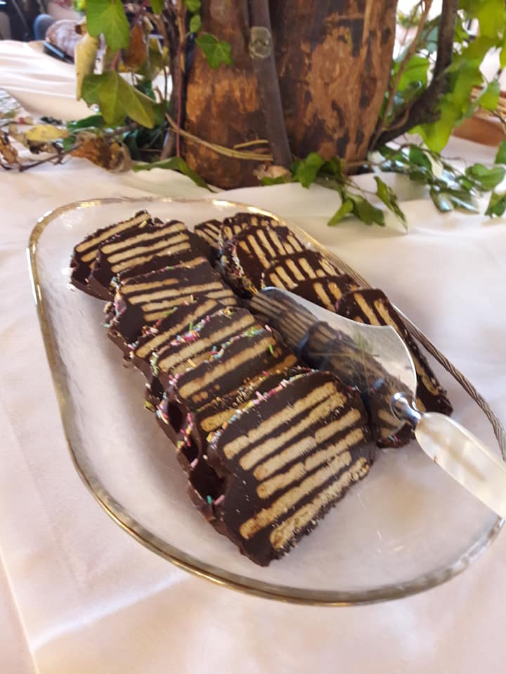 Ribarhús » Gamaldags køkuborð í Ribarhúsi